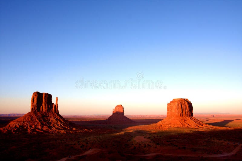 Sunset in Monument Valley,Utah Stock Image - Image of landscape, beauty ...
