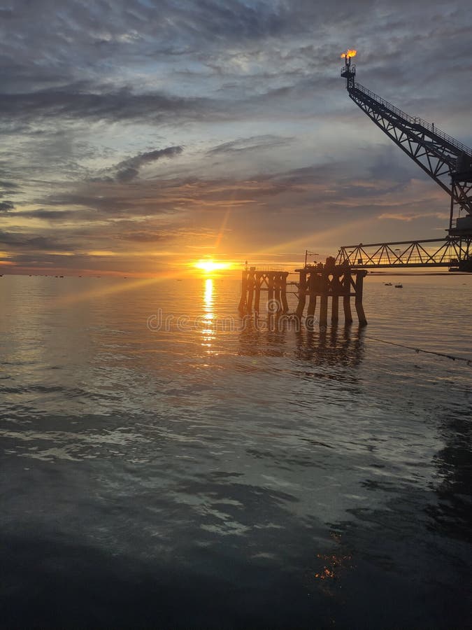 Sunset in offshore stock image. Image of sunset, horizon - 227554045