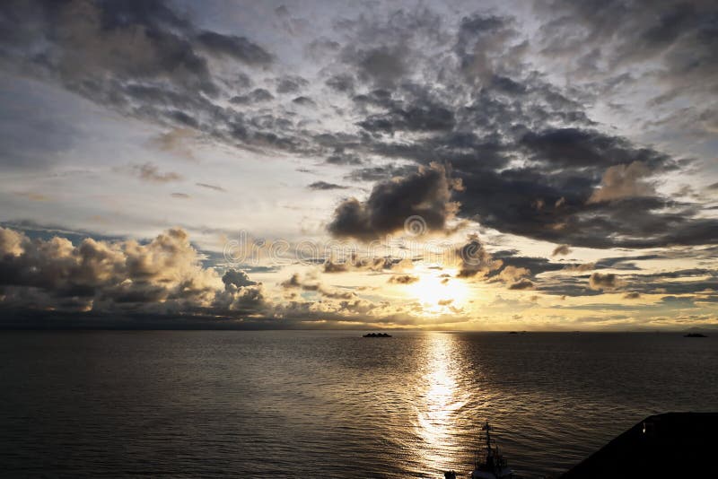 Sunset in the Open Ocean. Colorful Views of the Surface of the Water ...