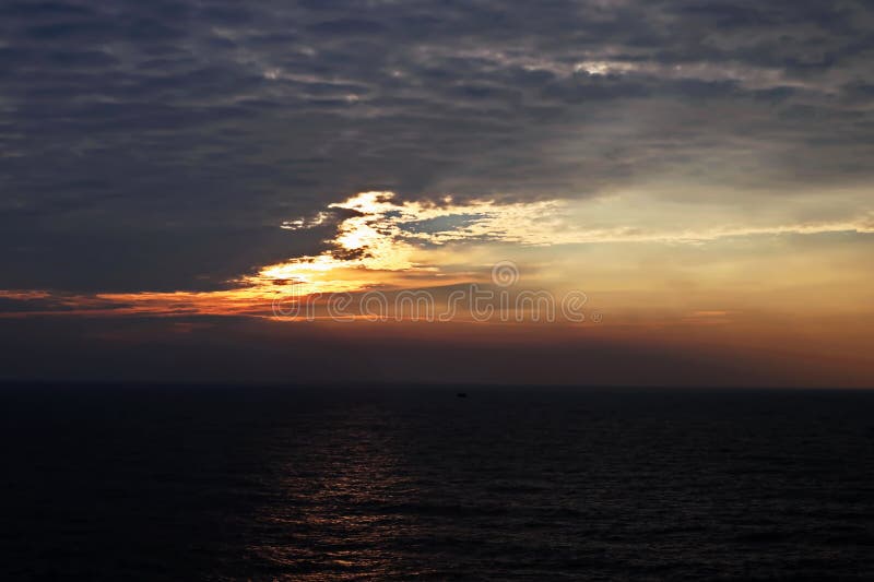 Sunset in the Open Ocean. Colorful Views of the Surface of the Water ...