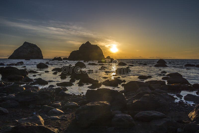 Sunset on Oregon coast stock image. Image of oregon - 108410983