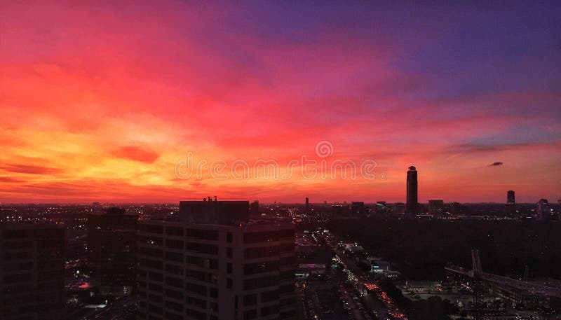 Sunset Over the Houston Skyline Stock Photo - Image of tower, brilliant ...
