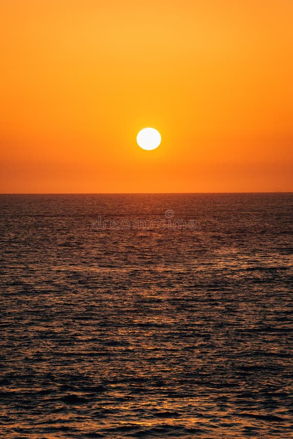 Sunset Over the Pacific Ocean in Laguna Beach, Orange County ...