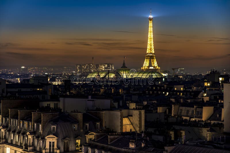 Sunset over Paris editorial photography. Image of building - 82229257