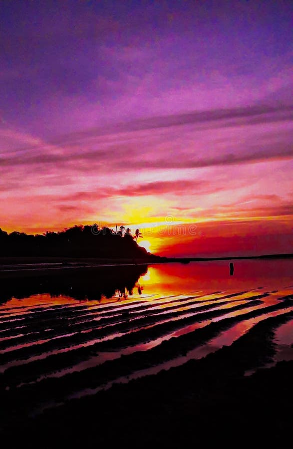 Sunset panorama danau stock image. Image of pantaipanoramasunset ...