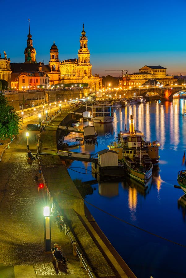 Sunset Panorama View of German Town Dresden Editorial Photography ...