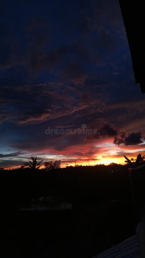 Sunset at 6 pm stock image. Image of afternoon, potrait - 276011985