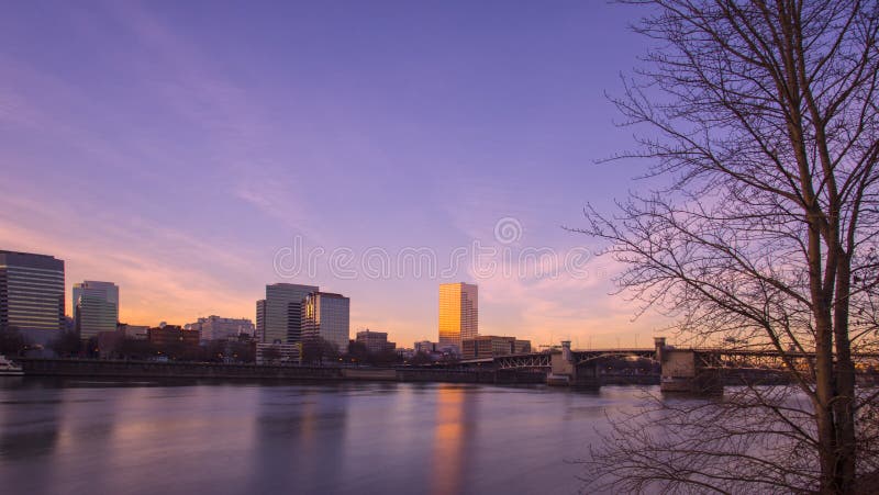 Sunset in Portland, or stock image. Image of willamette - 36488677