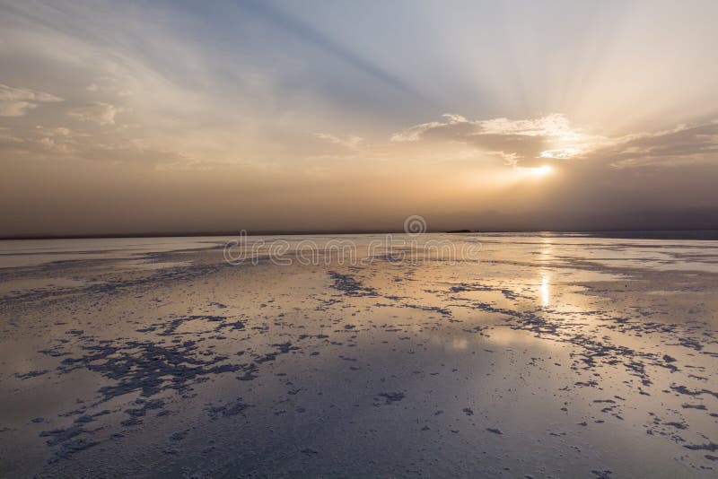 Sunset Reflecting on the Salt Flats in Danakil Depression, Ethiop Stock ...