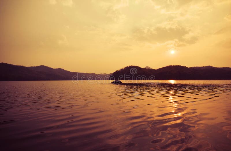 Sunset river color purple stock photo. Image of horizon - 55582736