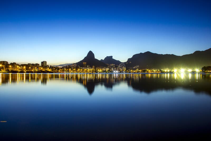 Sunset at the Rodrigo De Freitas Lagoon Stock Photo - Image of light ...