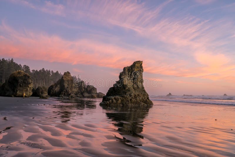 Rock Outcroping at Ruby Beach Sunset Along Pacific Ocean Stock Photo ...