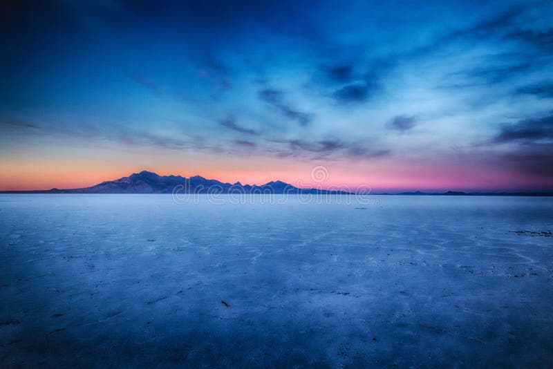 Bonneville Salt Flats, Utah Stock Photo - Image of harsh, mountains ...