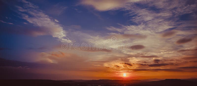Sunset Scene with Sun Fall and Ray Light, Clouds in Background, Warm ...