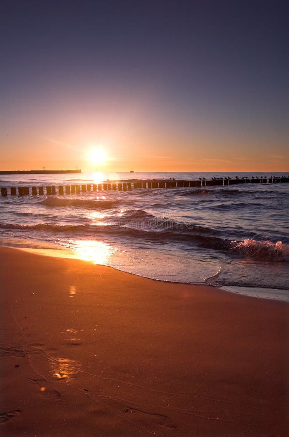 Sunset scenic stock photo. Image of horizon, burning, wave - 835284