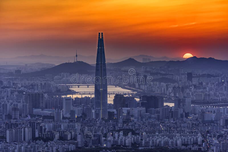 Sunset Seoul City Skyline and Han River in Seoul Stock Photo - Image of ...
