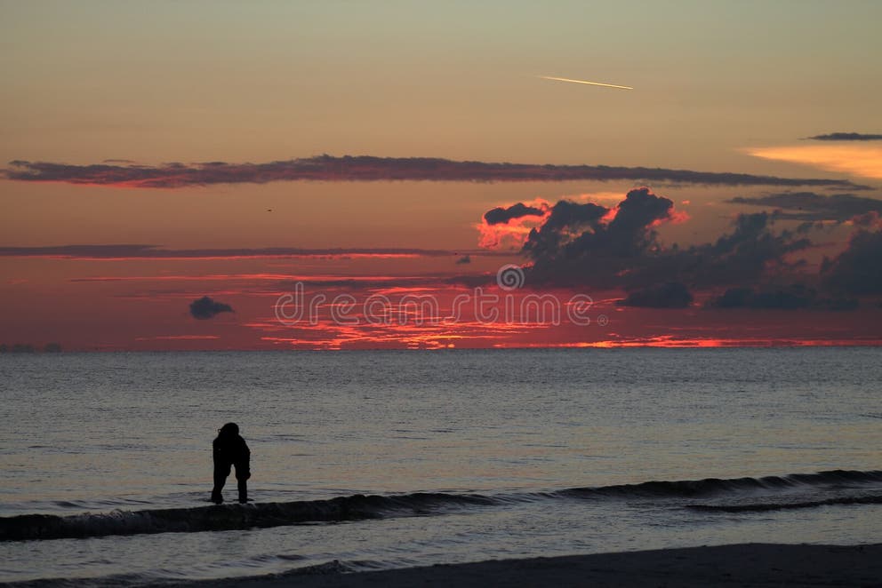 Sunset at Siesta Key stock image. Image of siesta, early - 75679703
