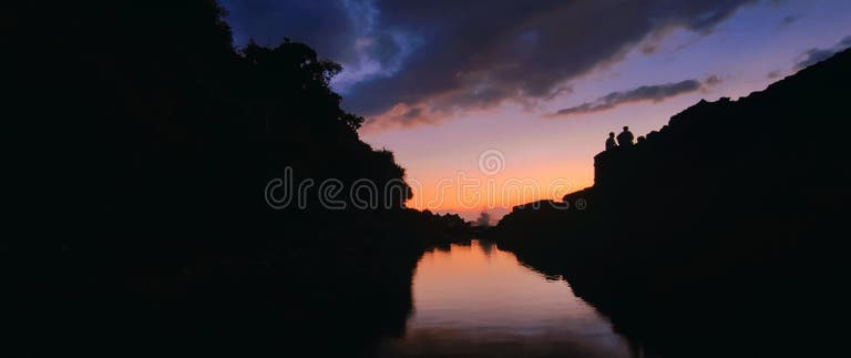 Sunset siluet mangsit stock image. Image of ocean, siluet - 232882785