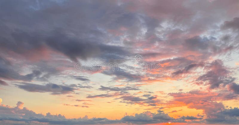 39,608 Sunset Sky Cloud Sun Light Nature Background Skyline Landscape Stock Photos - Free ...