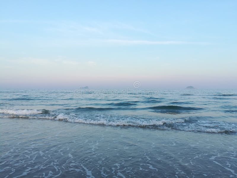 Sunset Sky in Front of Seaside Beautiful Beaches and Small Waves ...