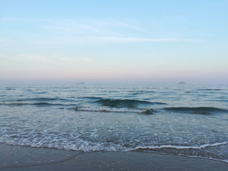 Sunset Sky in Front of Seaside Beautiful Beaches and Small Waves ...