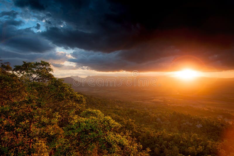 View of Sunset Over Toowoomba Valley Stock Photo - Image of dusk ...