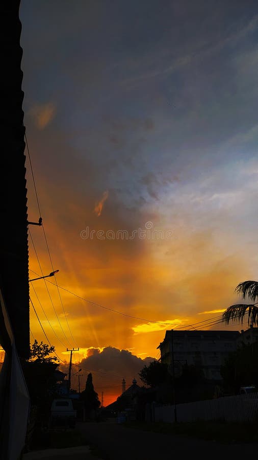 Sunset, Sunrise, Cloudy, Cloud, Oranye, Scenery, Tree, Twilight Stock ...