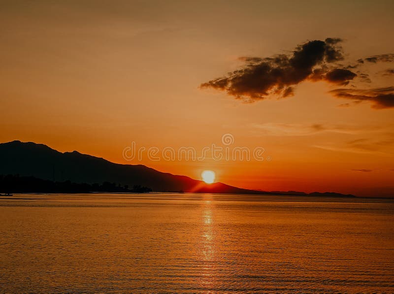 Sunset.Beautifull View of Sunset in the Sea Stock Image - Image of ...