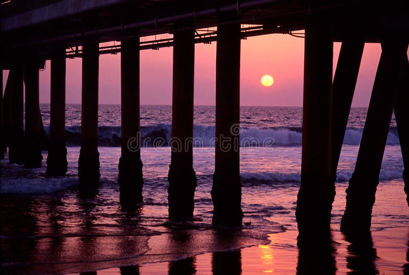 Sunset under Bridge stock image. Image of water, potomac - 3340893