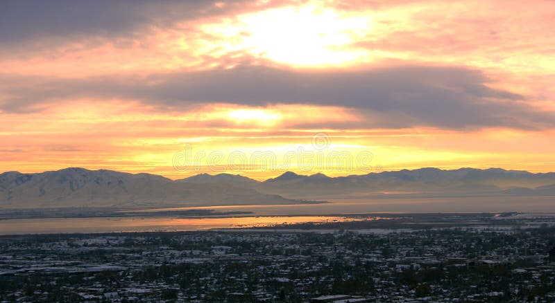 Sunset on Utah Lake stock image. Image of provo, county - 36869867