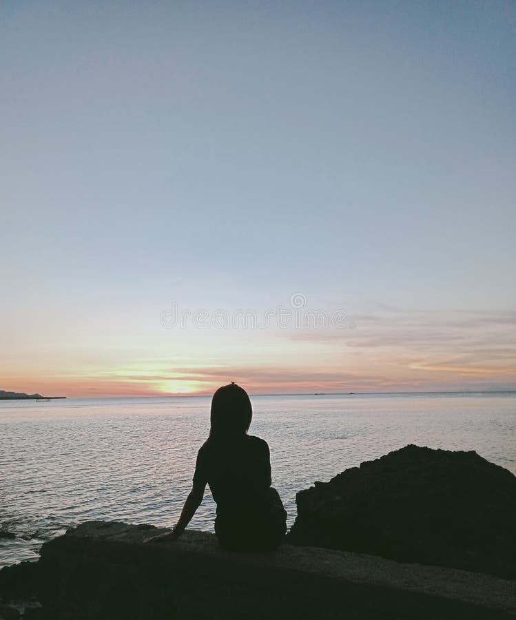 The Sunset is Very Beautiful and Nice Shadows on the Lake Stock Image ...
