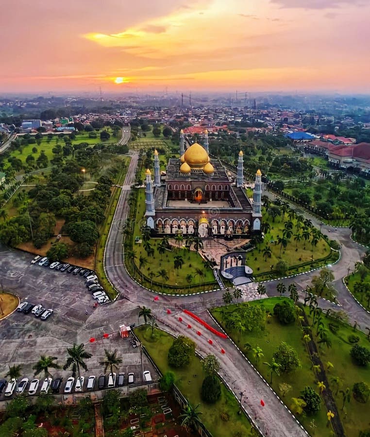 Sunset View of the Golden Dome Mosque in Depok Stock Photo - Image of ...