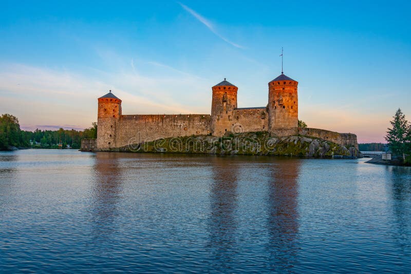 Sunset View of Olavinlinna Castle in Savonlinna, Finland Editorial ...