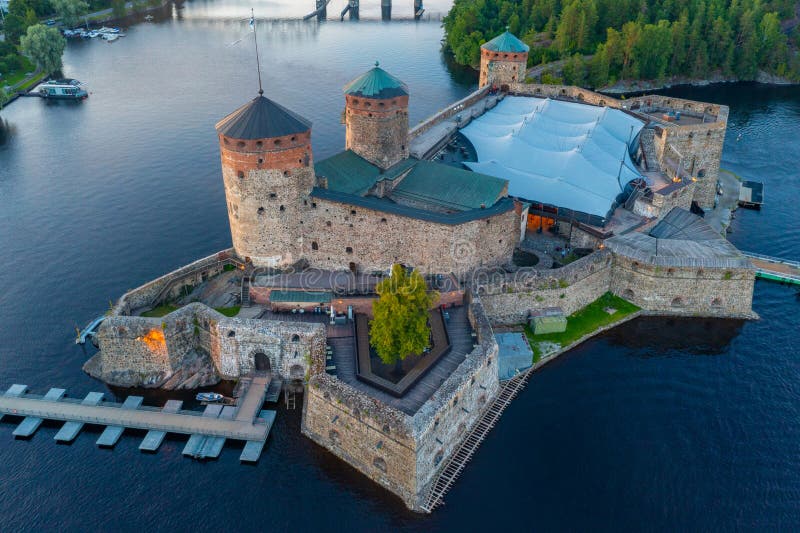 Sunset View of Olavinlinna Castle in Savonlinna, Finland Editorial ...