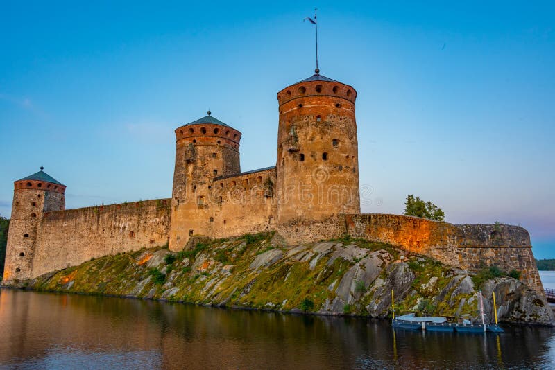 Sunset View of Olavinlinna Castle in Savonlinna, Finland Editorial ...