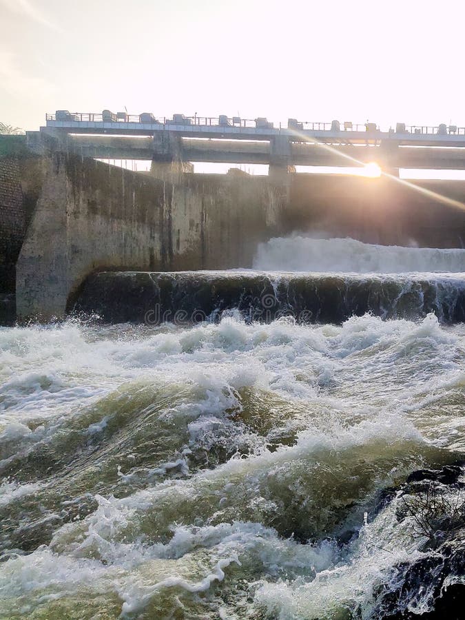 Sunset View of Water Dam Floods Sunrays Stock Image - Image of sunrays ...