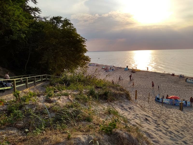 Sunset in Wiselka in Polen editorial image. Image of wiselka - 164502950