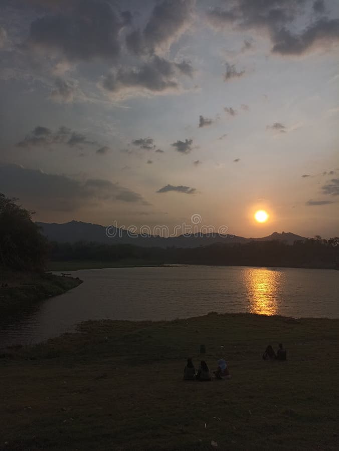 Sunset in Wonogiri Reservoir Stock Image - Image of sunset, wonogiri ...