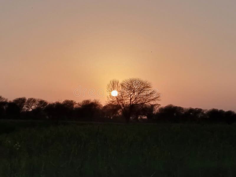 Sunsets Beautiful sense stock photo. Image of looks - 174431972