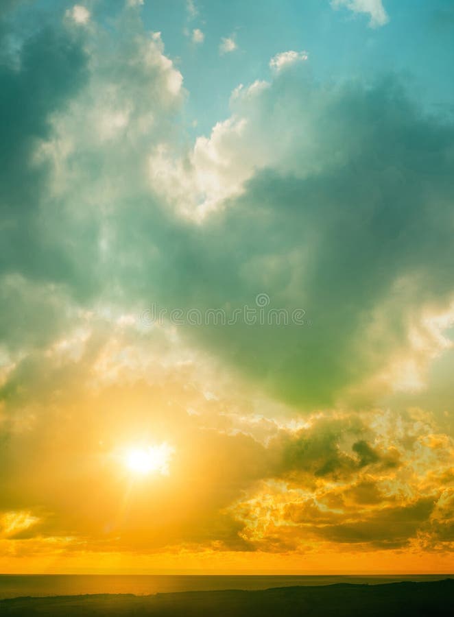 Sunsets stock photo. Image of nature, vertical, horizon - 80984680