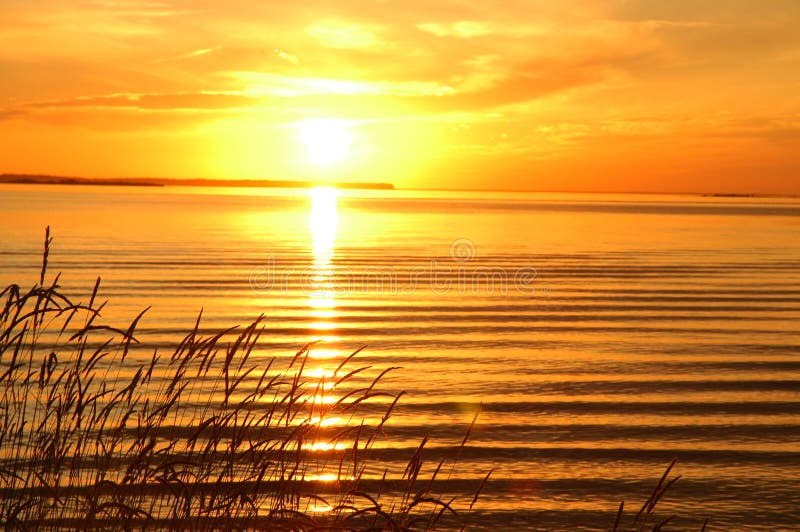 Sunsetting stock photo. Image of sundown, lake, peace - 5768192