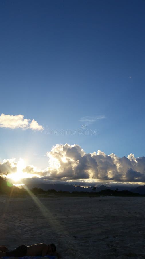 Sunshine hawaii stock photo. Image of sunshine, hawaii - 51907434