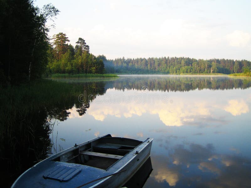 Sunshine lake stock image. Image of mirror, sunshine - 42820197
