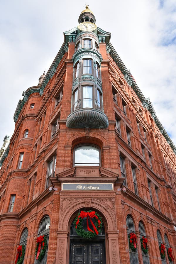 SunTrust Building with the Clock Tower. Washington DC, USA. Editorial ...