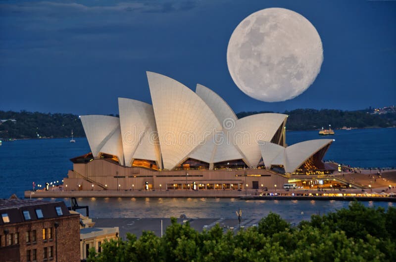 Super Moon Over Sydney Opera House Editorial Photography - Image of ...