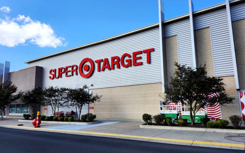 Super Target store editorial photo. Image of purchase - 345883391