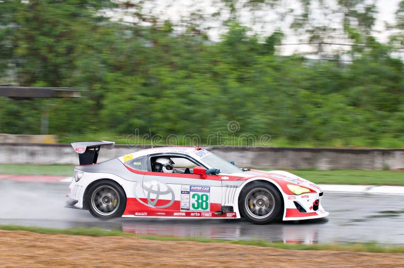 Supercar Race in Pattaya, Thailand Editorial Photography - Image of ...