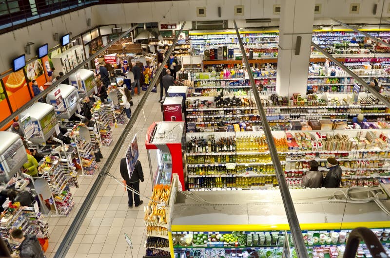 Supermarché image stock éditorial. Image du gens, nourriture - 35056899