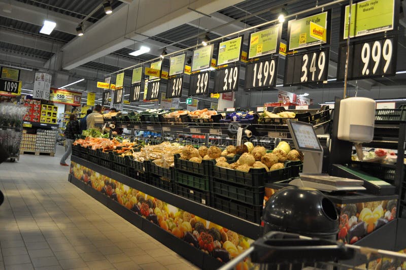 Supermercado imagen de archivo editorial. Imagen de hipermercado - 40030534