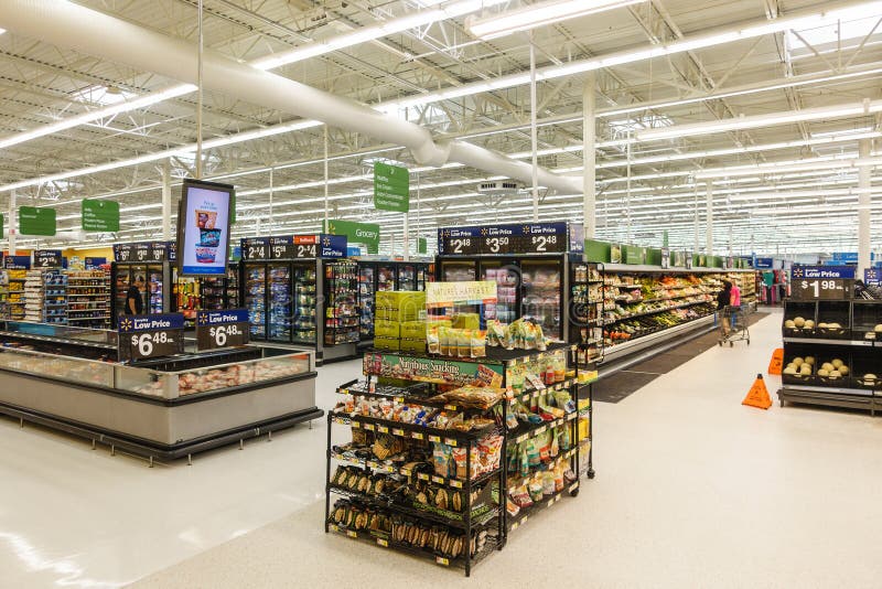 Supermercado De Walmart En Williamsburg, VA, Los E.E.U.U. Imagen ...